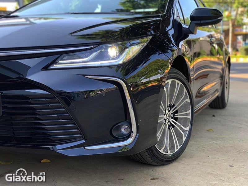 Toyota Altis 2024: Giá khuyến mãi 5/2024, Trả góp 90% Giá trị Xe